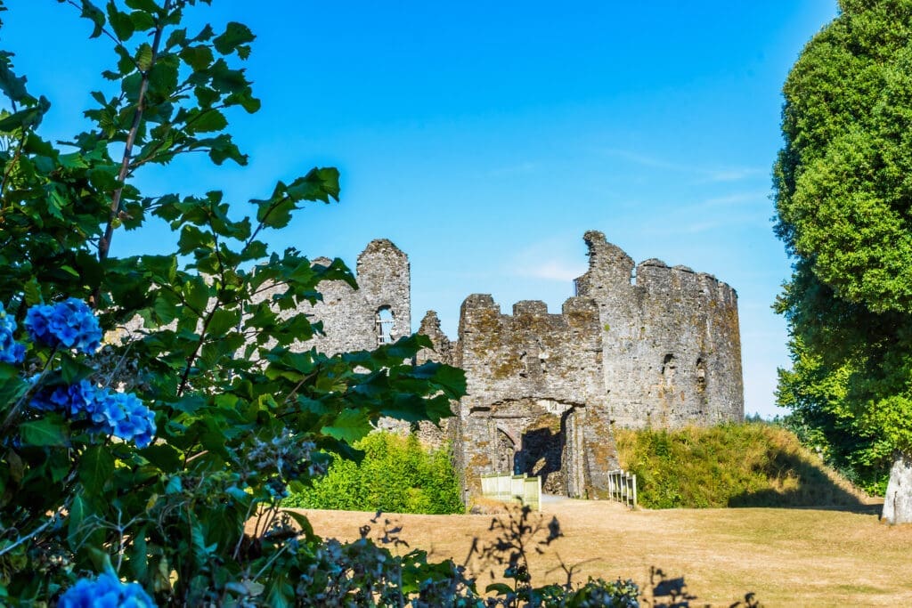 History of Cornwall: Explore Its Heritage & Landmarks