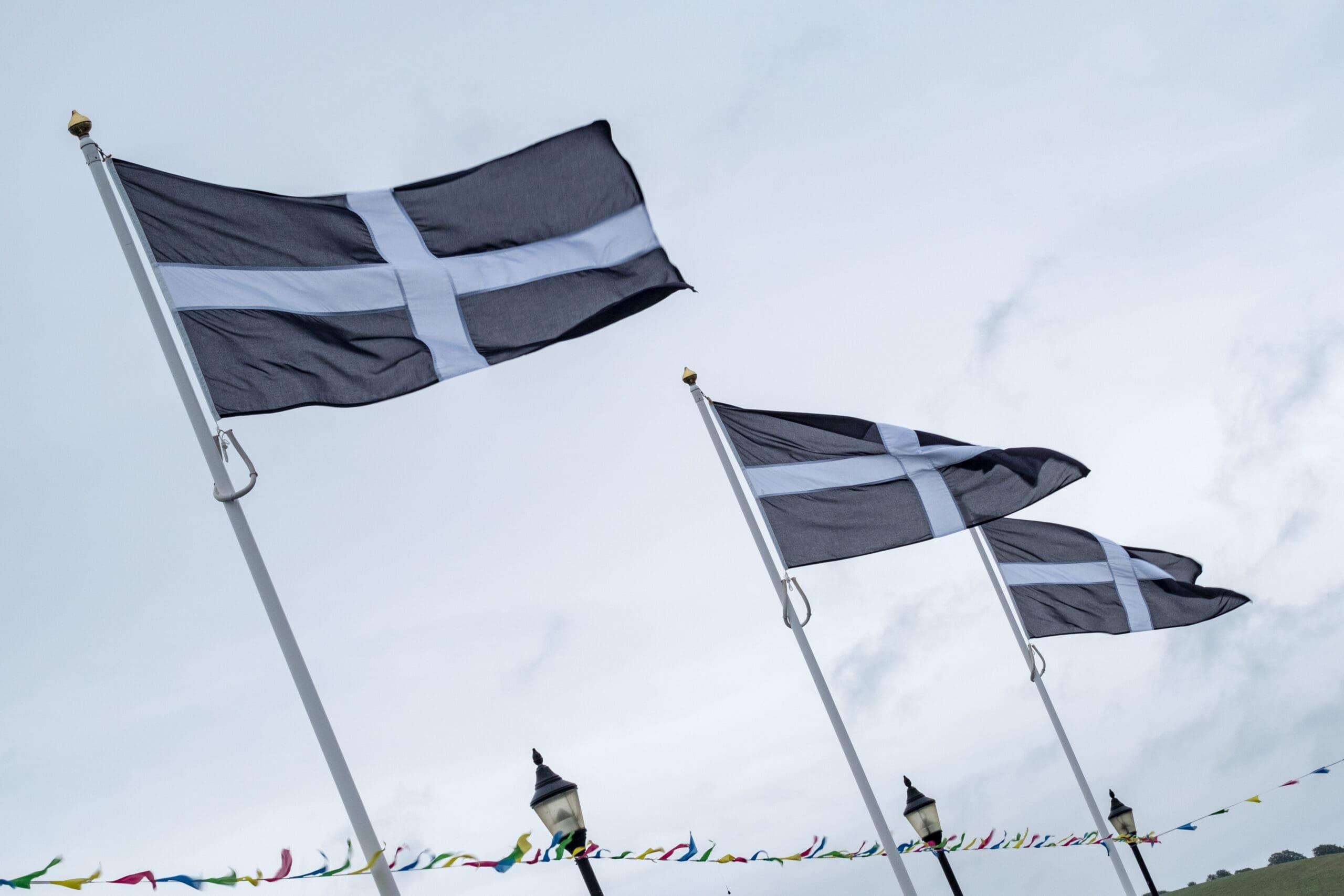 The Cornish Flag – History, Meaning, & Cultural Significance of ...
